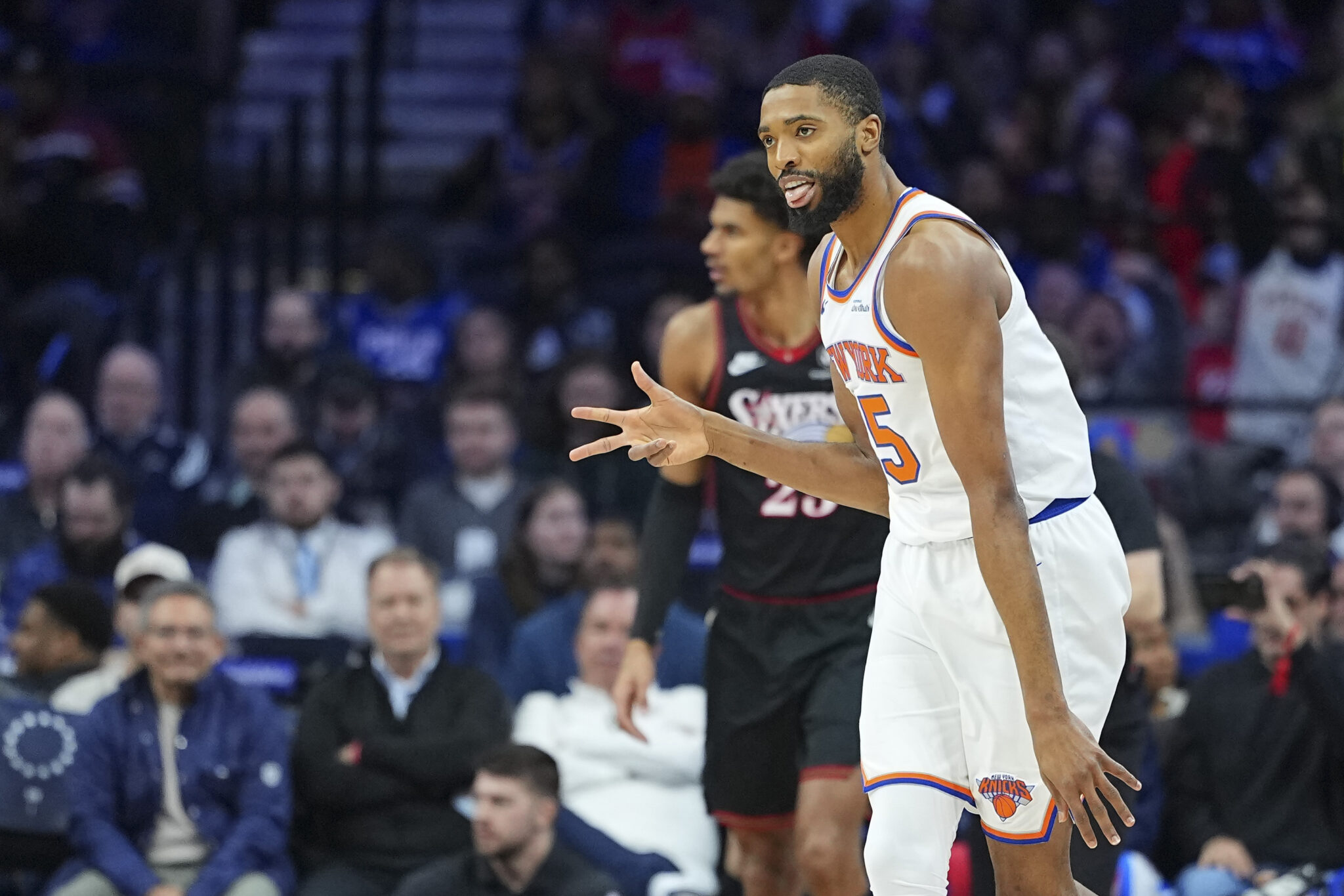 Knicks go into All-Star break with Philly special (Highlights)
